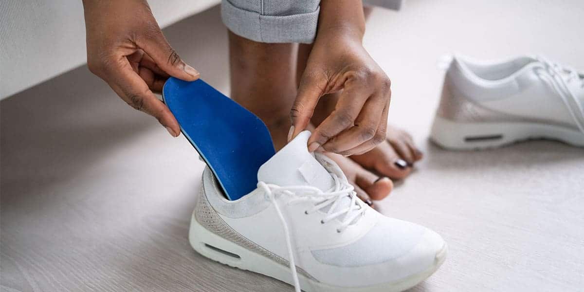 Custom Orthotics vs. Over-the-Counter Inserts Comparison | Dr. Bob ...